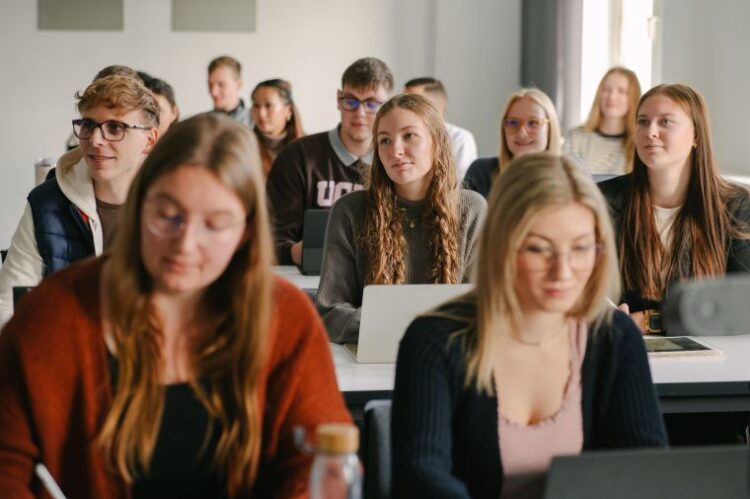 Im Studium - StudiumPlus